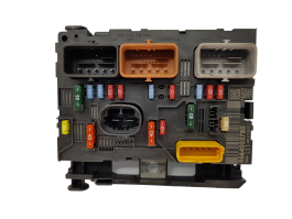 Controller BSM-L11-00 9664055780 PSA Delphi 14989 - used | Eurofrance24.com